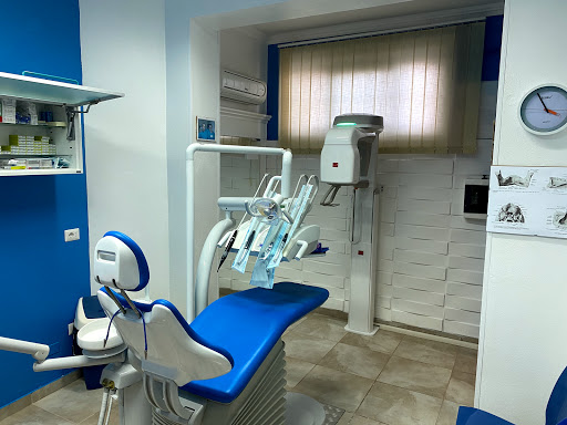 Studio Dentistico Technodental a Scandale • Leggi le Recensioni e i Prezzi | DocDental